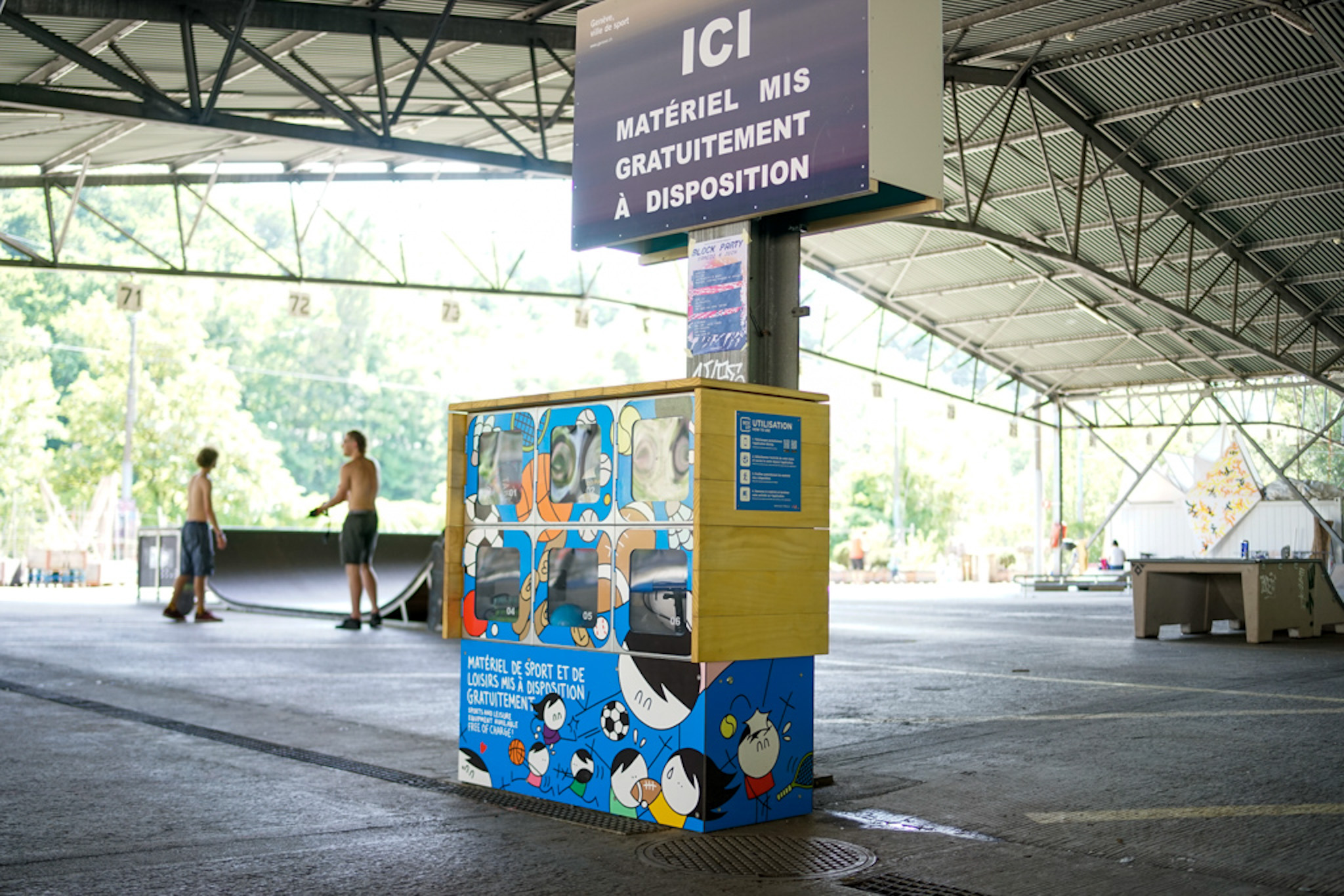 Genève: 2x Stations - BoxUp