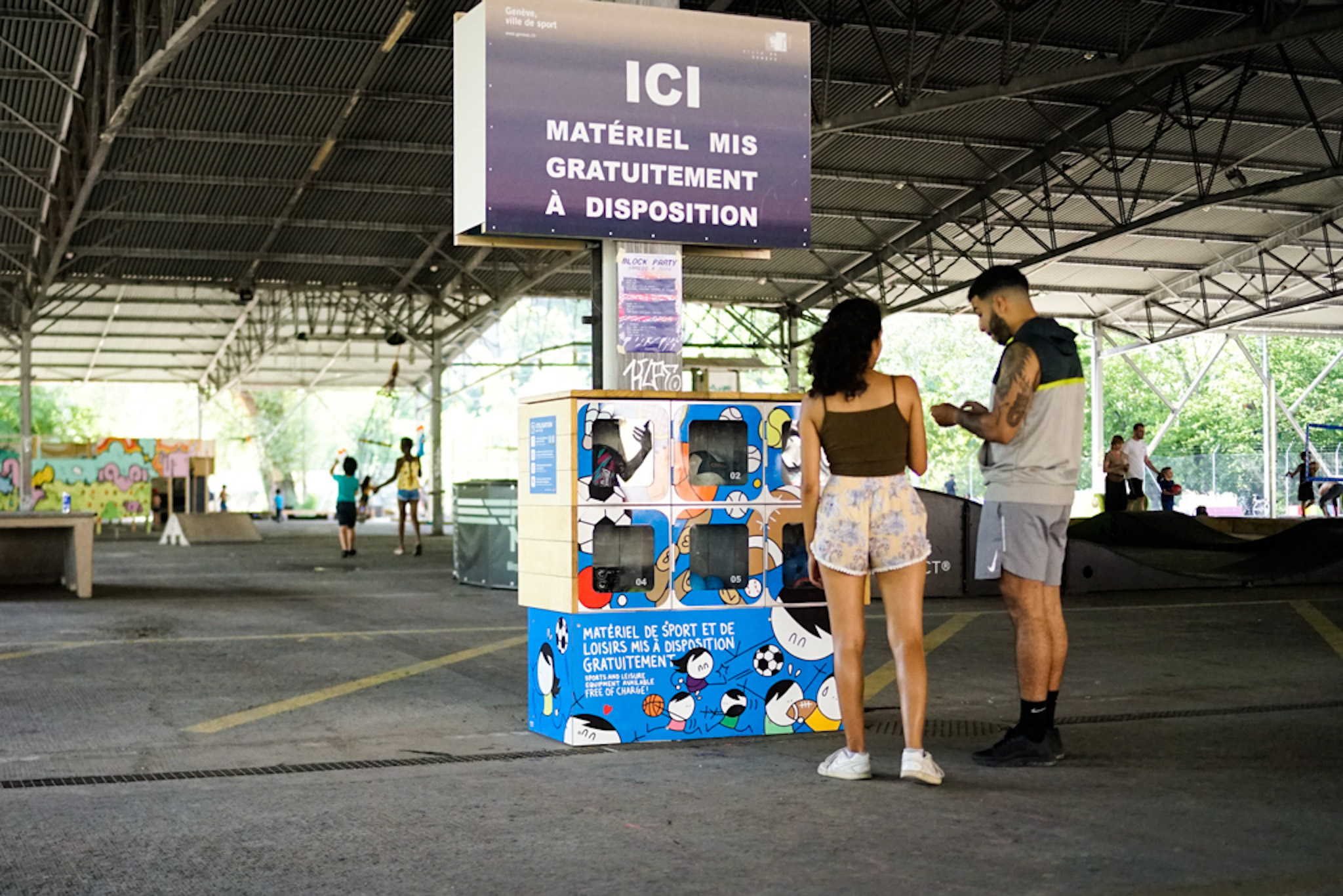 Genève: 2x Stations - BoxUp